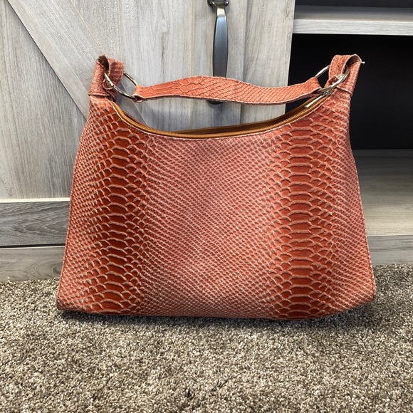 Nardelli | Bags | Nardelli Made In Italy Coral Orange Shoulder Bag ...